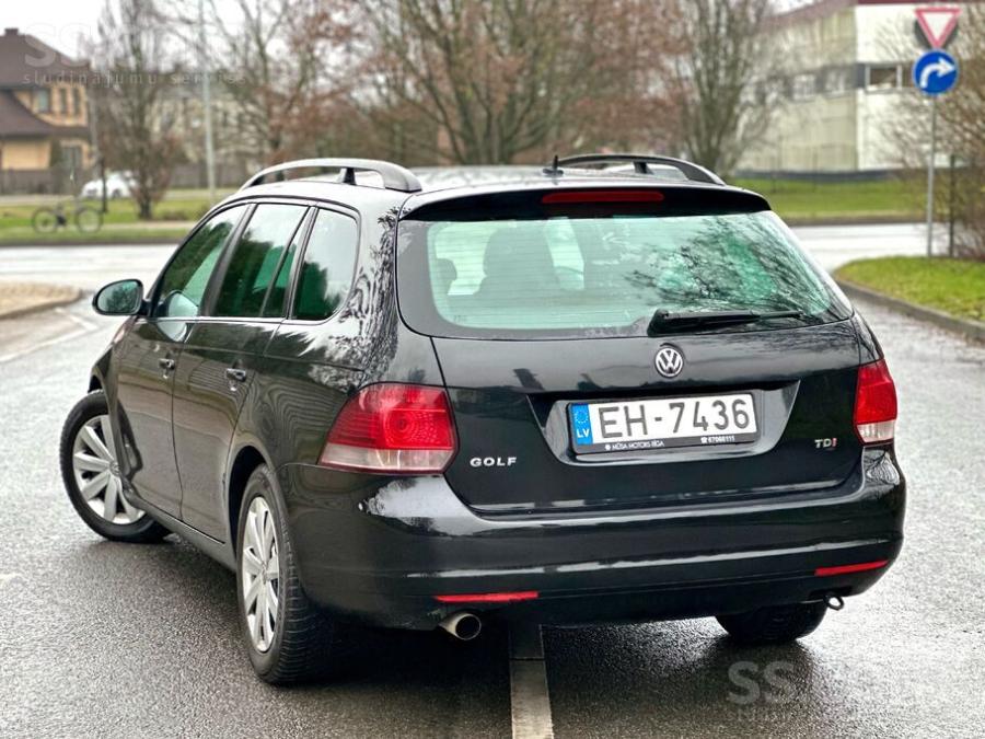 Black Volkswagen Golf 2012 in Jelgava, with an engine capacity of 1.60 L and mileage of 285 thousand km for 3350 €, photo 6 on AUTOMOTO.COM.LV