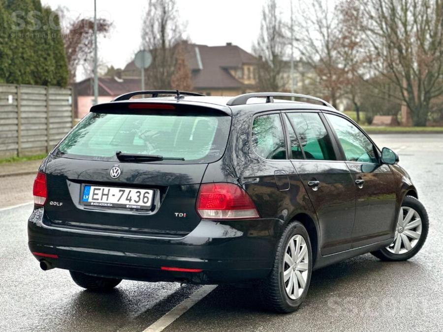 Black Volkswagen Golf 2012 in Jelgava, with an engine capacity of 1.60 L and mileage of 285 thousand km for 3350 €, photo 8 on AUTOMOTO.COM.LV
