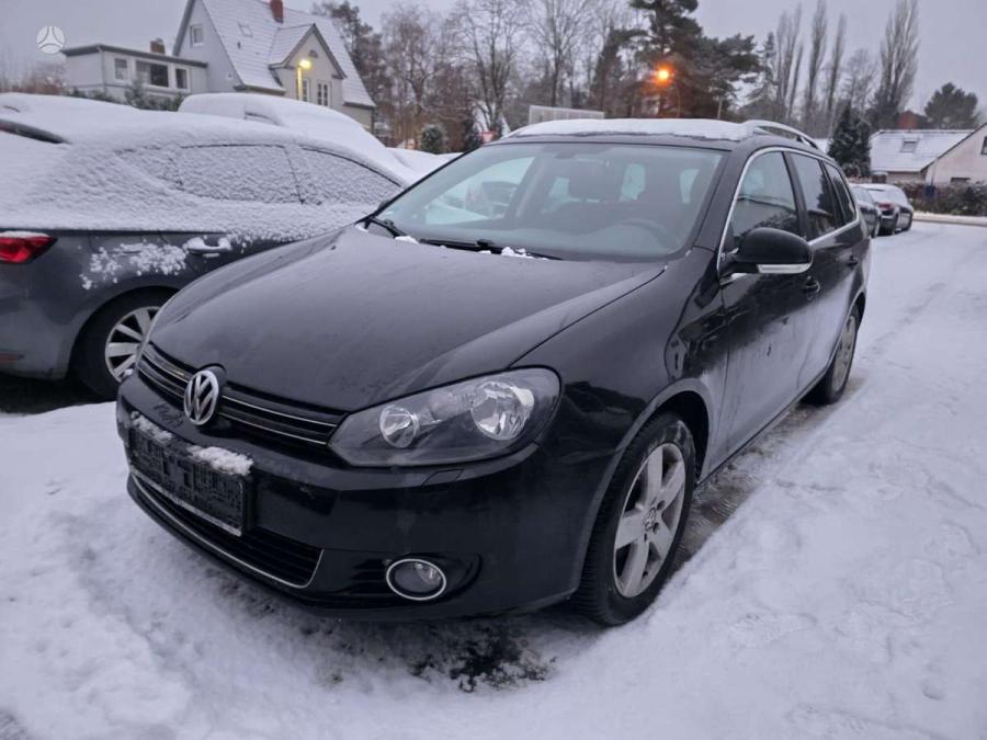 Black Volkswagen Golf 2012 in Siauliai, with an engine capacity of 1.20 L and mileage of 219 thousand km for 4100 €, photo 2 on AUTOMOTO.COM.LV