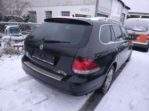 Black Volkswagen Golf 2012 in Siauliai, with an engine capacity of 1.20 L and mileage of 219 thousand km for 4100 €, photo 4 on AUTOMOTO.COM.LV