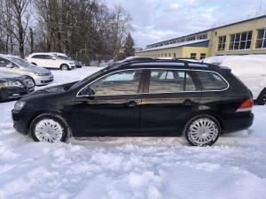 Black Volkswagen Golf 2012 in Joniskis, with an engine capacity of 1.60 L and mileage of 283 thousand km for 3999 €, photo 2 on AUTOMOTO.COM.LV
