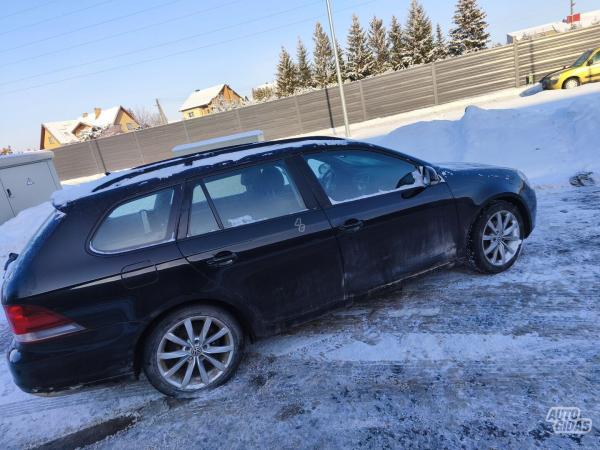 Black Volkswagen Golf 2012 in Kaunas, with an engine capacity of 1.60 L and mileage of 350 thousand km for 1700 €, photo 5 on AUTOMOTO.COM.LV