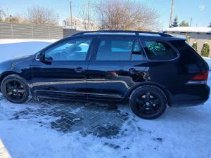 Black Volkswagen Golf 2012 in Kaunas, with an engine capacity of 1.60 L and mileage of 270 thousand km for 3990 €, photo 2 on AUTOMOTO.COM.LV