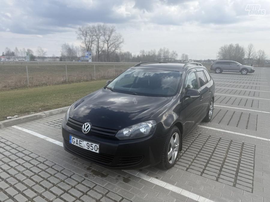Black Volkswagen Golf 2012 in Vilnius, with an engine capacity of 1.60 L and mileage of 339 thousand km for 3200 €, photo 3 on AUTOMOTO.COM.LV