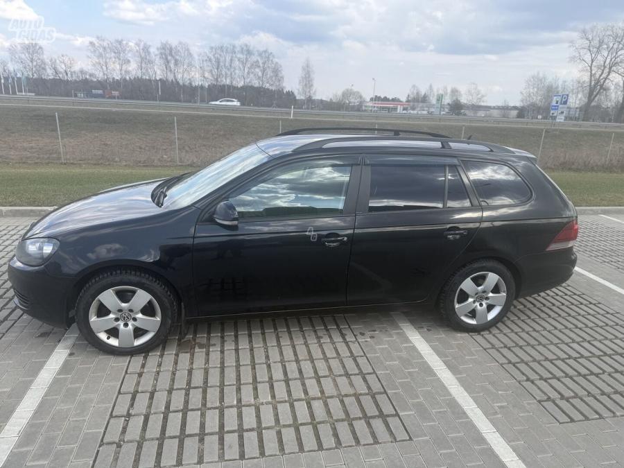 Black Volkswagen Golf 2012 in Vilnius, with an engine capacity of 1.60 L and mileage of 339 thousand km for 3200 €, photo 4 on AUTOMOTO.COM.LV