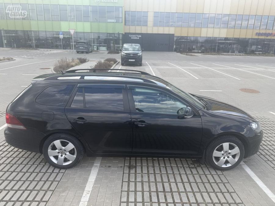 Black Volkswagen Golf 2012 in Vilnius, with an engine capacity of 1.60 L and mileage of 339 thousand km for 3200 €, photo 11 on AUTOMOTO.COM.LV