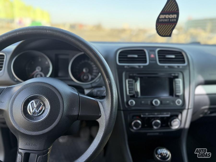 Black Volkswagen Golf 2012 in Vilnius, with an engine capacity of 1.60 L and mileage of 339 thousand km for 3200 €, photo 20 on AUTOMOTO.COM.LV