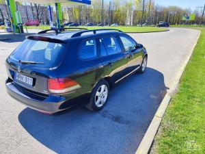 Black Volkswagen Golf 2012 in Kaunas, with an engine capacity of 1.60 L and mileage of 281 thousand km for 2750 €, photo 6 on AUTOMOTO.COM.LV