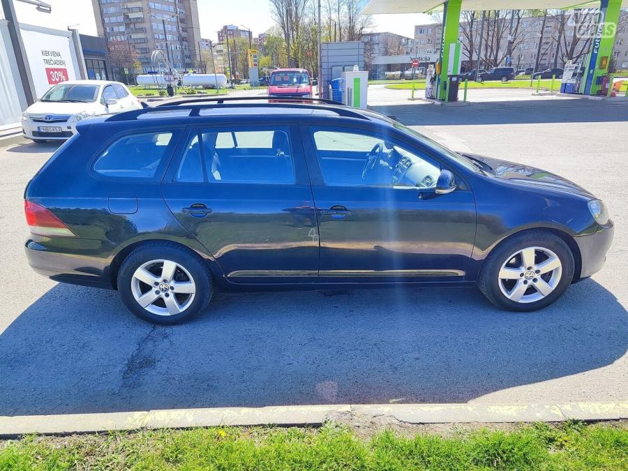 Black Volkswagen Golf 2012 in Kaunas, with an engine capacity of 1.60 L and mileage of 281 thousand km for 2750 €, photo 7 on AUTOMOTO.COM.LV