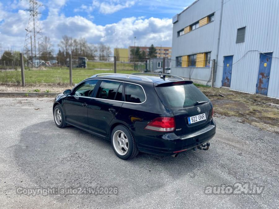 Melns Volkswagen Golf 2012 Tartu, ar dzinēja tilpumu 1.60 L un nobraukumu 317 tūkst. km par 4500 €, foto 3 vietnē AUTOMOTO.COM.LV