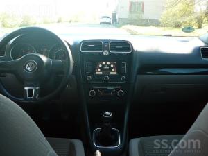 Black Volkswagen Golf 2012 in Cesis, with an engine capacity of 2.00 L and mileage of 0 thousand km for 4790 €, photo 13 on AUTOMOTO.COM.LV