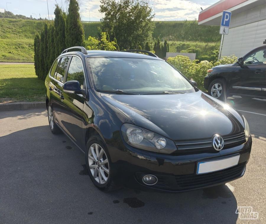 Black Volkswagen Golf 2012 in Kaunas, with an engine capacity of 1.60 L and mileage of 283 thousand km for 2950 €, photo 1 on AUTOMOTO.COM.LV