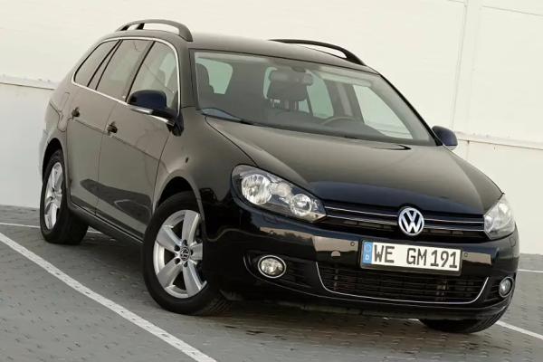Melns Volkswagen Golf 2012 Rīga, ar dzinēja tilpumu 1.60 L un nobraukumu 195 tūkst. km par 5700 €, foto 2 vietnē AUTOMOTO.COM.LV