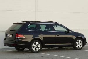 Black Volkswagen Golf 2012 in Riga, with an engine capacity of 1.60 L and mileage of 195 thousand km for 5700 €, photo 10 on AUTOMOTO.COM.LV