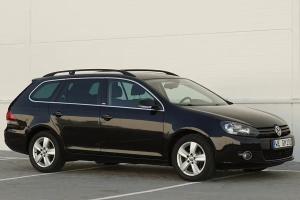 Black Volkswagen Golf 2012 in Riga, with an engine capacity of 1.60 L and mileage of 195 thousand km for 5700 €, photo 12 on AUTOMOTO.COM.LV