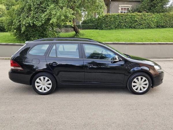 Melns Volkswagen Golf 2012 Jēkabpils, ar dzinēja tilpumu 1.60 L un nobraukumu 269 tūkst. km par 4890 €, foto 4 vietnē AUTOMOTO.COM.LV