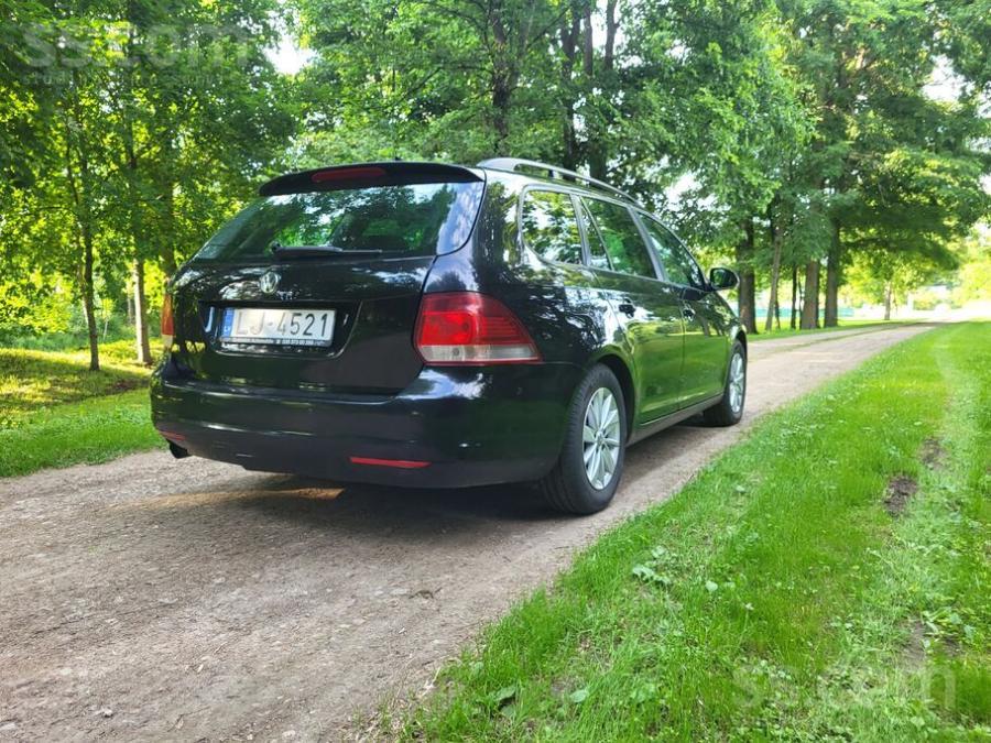 Melns Volkswagen Golf 2012 Preiļi, ar dzinēja tilpumu 1.60 L un nobraukumu 372 tūkst. km par 2750 €, foto 7 vietnē AUTOMOTO.COM.LV