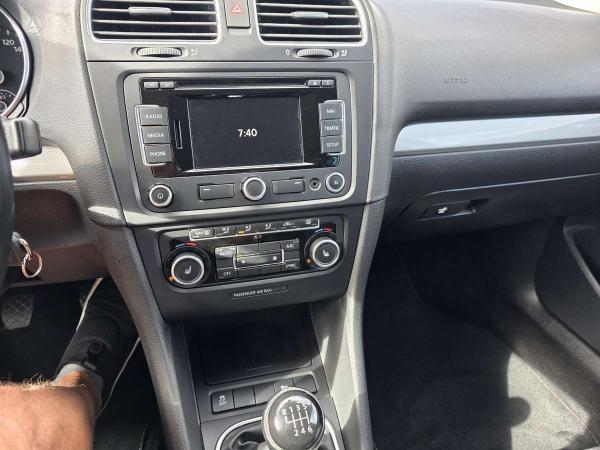 Melns Volkswagen Golf 2012 Šauļi, ar dzinēja tilpumu 1.97 L un nobraukumu 206 tūkst. km par 4350 €, foto 8 vietnē AUTOMOTO.COM.LV