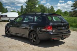 Black Volkswagen Golf 2012 in Grobiņa, with an engine capacity of 1.60 L and mileage of 280 thousand km for 4800 €, photo 5 on AUTOMOTO.COM.LV