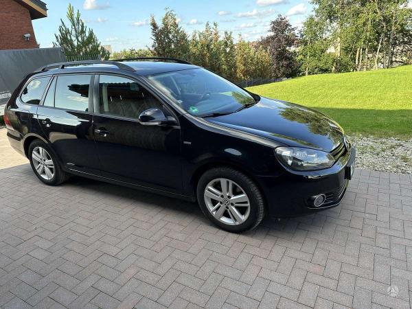 Melns Volkswagen Golf 2012 Telšiai, ar dzinēja tilpumu 1.97 L un nobraukumu 324 tūkst. km par 3300 €, foto 4 vietnē AUTOMOTO.COM.LV