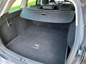 Black Volkswagen Golf 2012 in Telschi, with an engine capacity of 1.97 L and mileage of 324 thousand km for 3300 €, photo 14 on AUTOMOTO.COM.LV
