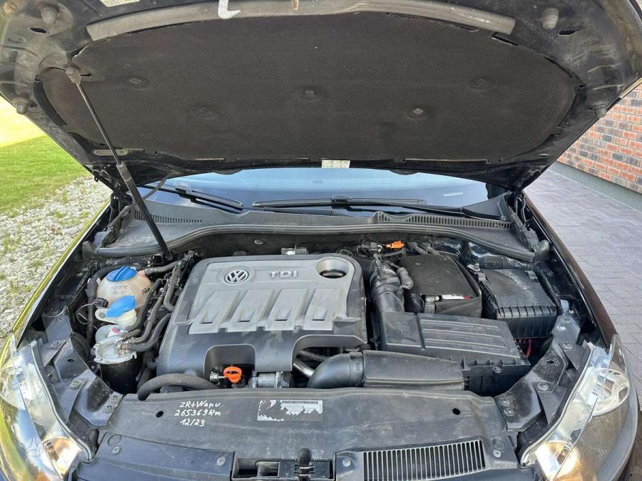 Black Volkswagen Golf 2012 in Telschi, with an engine capacity of 1.97 L and mileage of 324 thousand km for 3300 €, photo 24 on AUTOMOTO.COM.LV