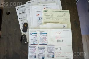 Black Volkswagen Golf 2012 in Liepaja, with an engine capacity of 1.60 L and mileage of 280 thousand km for 4800 €, photo 20 on AUTOMOTO.COM.LV