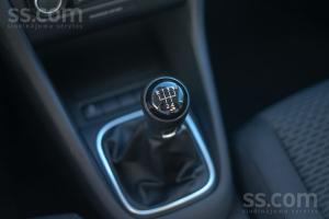 Melns Volkswagen Golf 2012 Liepāja, ar dzinēja tilpumu 1.60 L un nobraukumu 280 tūkst. km par 4500 €, foto 18 vietnē AUTOMOTO.COM.LV