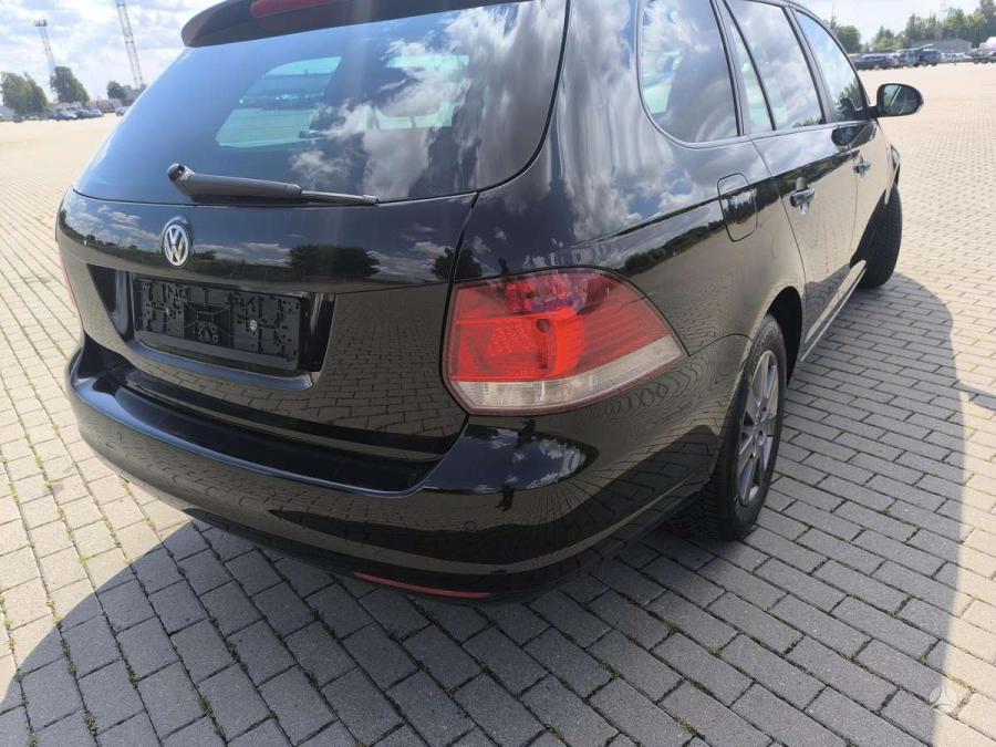 Melns Volkswagen Golf 2012 Marijampole, ar dzinēja tilpumu 1.60 L un nobraukumu 206 tūkst. km par 4197 €, foto 5 vietnē AUTOMOTO.COM.LV