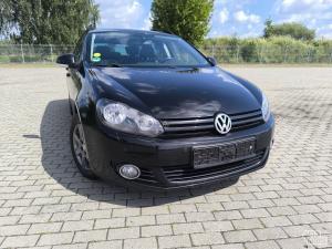 Black Volkswagen Golf 2012 in Marijampole, with an engine capacity of 1.60 L and mileage of 206 thousand km for 4250 €, photo 3 on AUTOMOTO.COM.LV