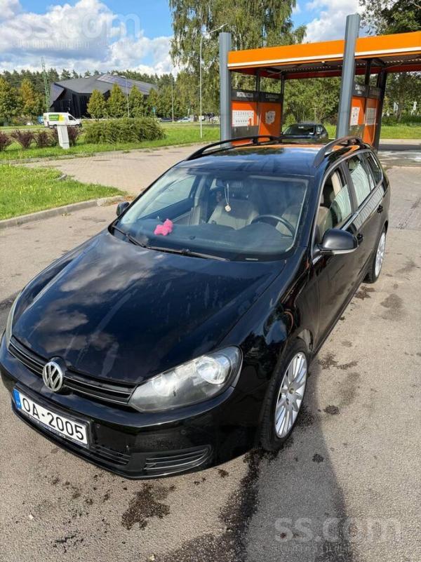 Melns Volkswagen Golf 2012 Rīga, ar dzinēja tilpumu 1.60 L un nobraukumu 350 tūkst. km par 2500 €, foto 1 vietnē AUTOMOTO.COM.LV