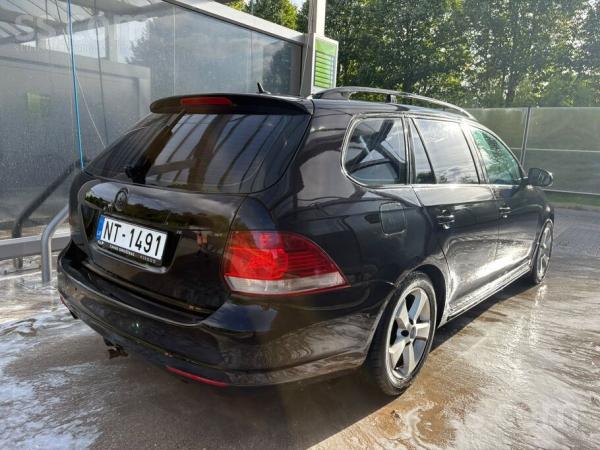 Melns Volkswagen Golf 2012 Cēsis, ar dzinēja tilpumu 1.60 L un nobraukumu 325 tūkst. km par 3100 €, foto 6 vietnē AUTOMOTO.COM.LV