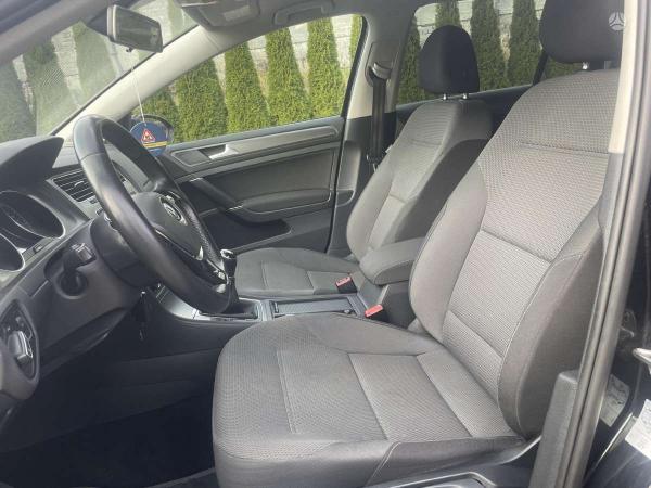 Melns Volkswagen Golf 2013 Šauļi, ar dzinēja tilpumu 1.60 L un nobraukumu 332 tūkst. km par 5500 €, foto 11 vietnē AUTOMOTO.COM.LV