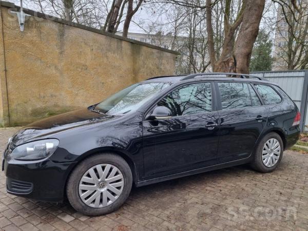 Black Volkswagen Golf 2013 in Riga, with an engine capacity of 1.90 L and mileage of 253 thousand km for 2500 €, photo 4 on AUTOMOTO.COM.LV