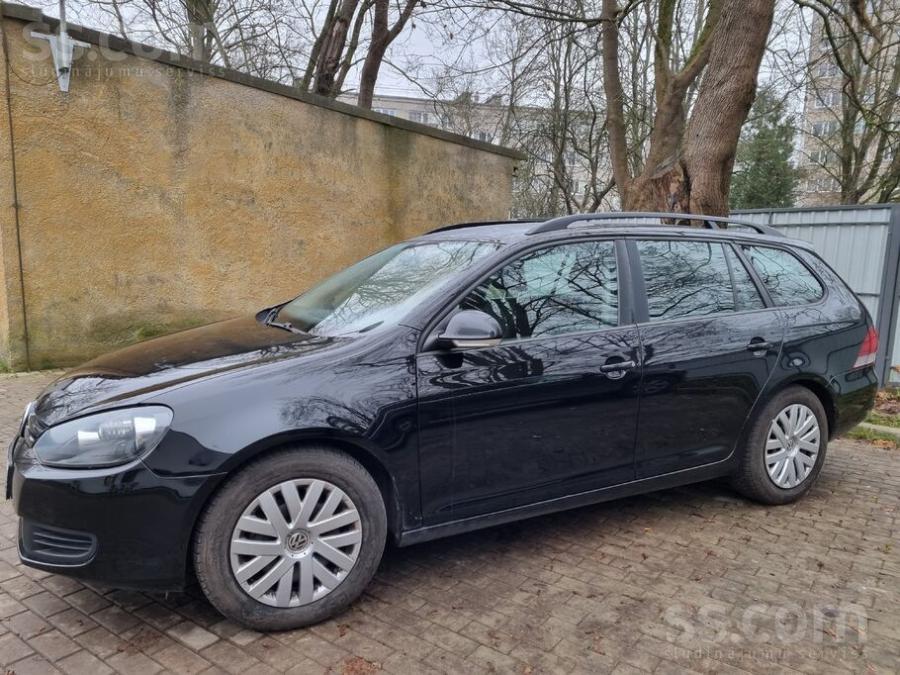 Melns Volkswagen Golf 2013 Rīga, ar dzinēja tilpumu 1.90 L un nobraukumu 253 tūkst. km par 2500 €, foto 4 vietnē AUTOMOTO.COM.LV