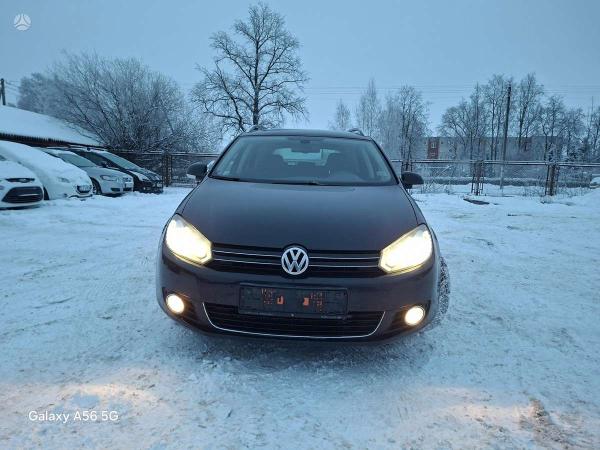 Black Volkswagen Golf 2013 in Pasvalys, with an engine capacity of 1.60 L and mileage of 233 thousand km for 3700 €, photo 1 on AUTOMOTO.COM.LV