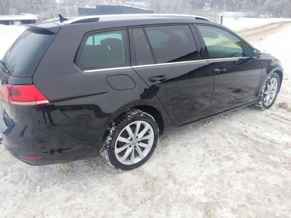 Black Volkswagen Golf 2013 in Utena, with an engine capacity of 1.97 L and mileage of 325 thousand km for 6500 €, photo 3 on AUTOMOTO.COM.LV