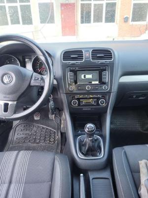 Black Volkswagen Golf 2013 in Radviliskis, with an engine capacity of 1.99 L and mileage of 241 thousand km for 4400 €, photo 6 on AUTOMOTO.COM.LV