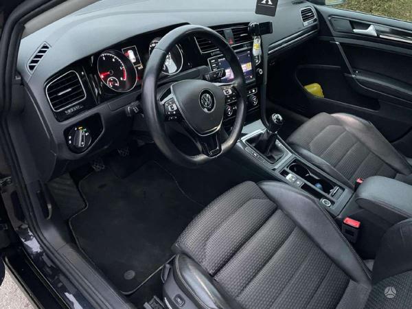 Melns Volkswagen Golf 2013 Klaipėda, ar dzinēja tilpumu 1.97 L un nobraukumu 306 tūkst. km par 6000 €, foto 9 vietnē AUTOMOTO.COM.LV