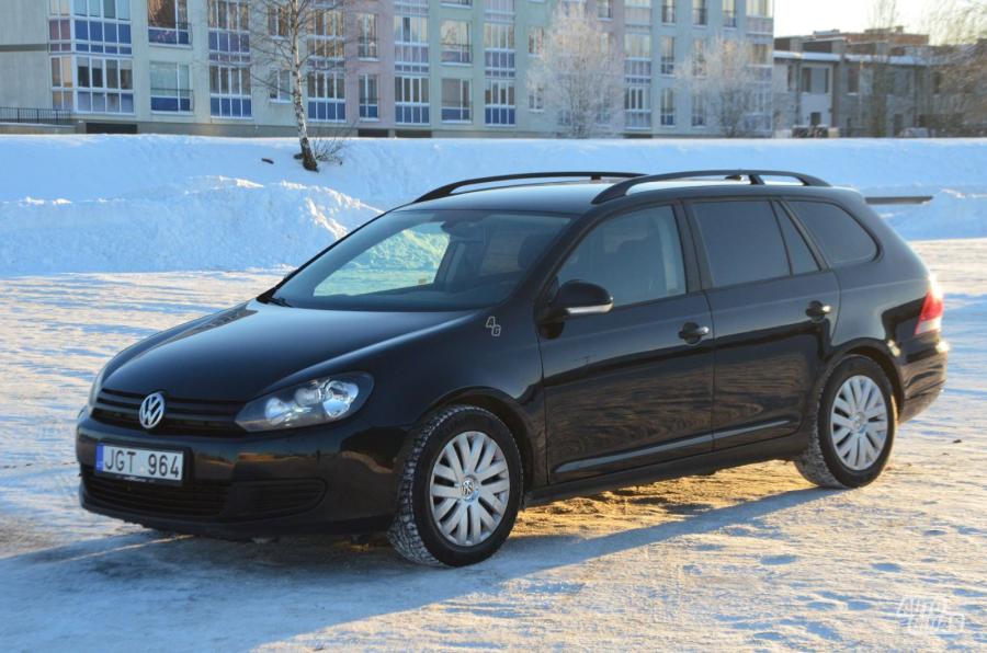 Melns Volkswagen Golf 2013 Šauļi, ar dzinēja tilpumu 1.60 L un nobraukumu 320 tūkst. km par 3200 €, foto 1 vietnē AUTOMOTO.COM.LV