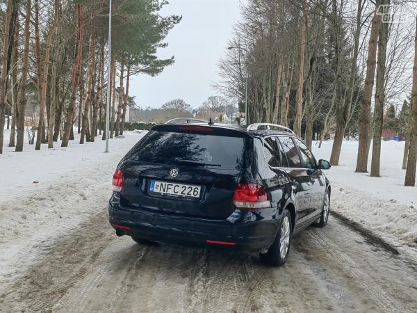 Black Volkswagen Golf 2013 in Klaipeda, with an engine capacity of 1.60 L and mileage of 331 thousand km for 2350 €, photo 5 on AUTOMOTO.COM.LV