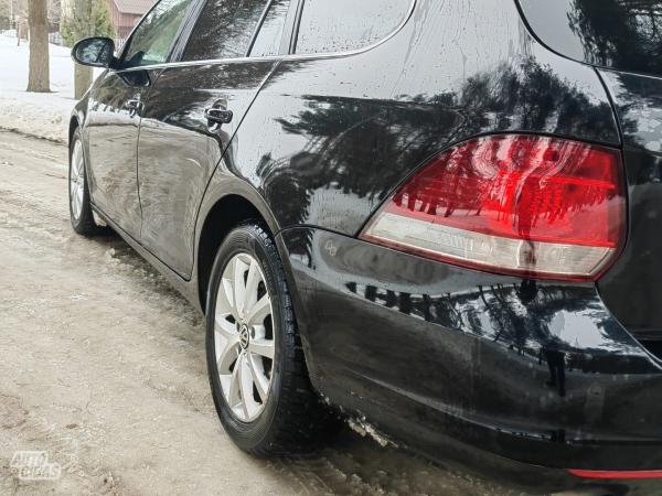 Black Volkswagen Golf 2013 in Klaipeda, with an engine capacity of 1.60 L and mileage of 330 thousand km for 2000 €, photo 9 on AUTOMOTO.COM.LV
