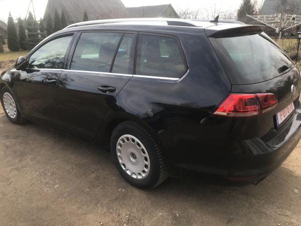 Black Volkswagen Golf 2013 in Ignalina, with an engine capacity of 1.40 L and mileage of 193 thousand km for 4450 €, photo 4 on AUTOMOTO.COM.LV