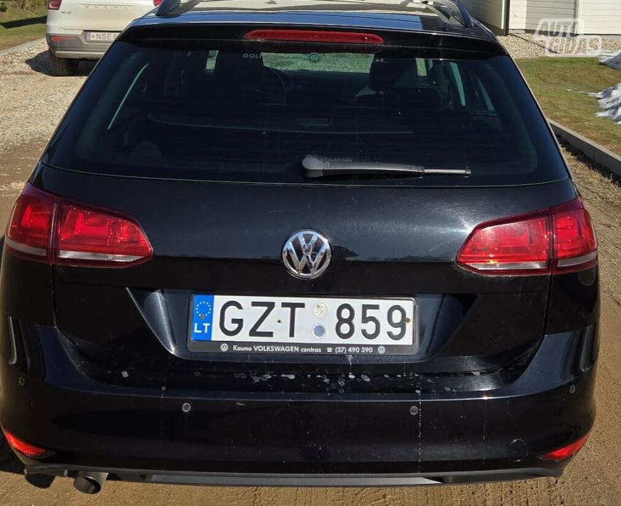 Black Volkswagen Golf 2013 in Utena, with an engine capacity of 1.60 L and mileage of 197 thousand km for 5900 €, photo 6 on AUTOMOTO.COM.LV