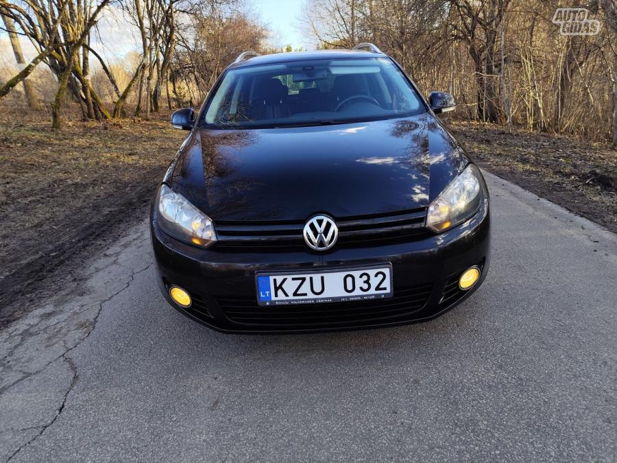 Black Volkswagen Golf 2013 in Telschi, with an engine capacity of 1.60 L and mileage of 300 thousand km for 3150 €, photo 2 on AUTOMOTO.COM.LV