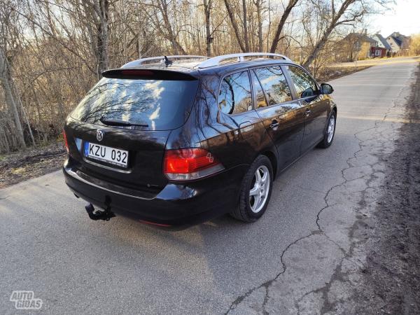 Melns Volkswagen Golf 2013 Telšiai, ar dzinēja tilpumu 1.60 L un nobraukumu 300 tūkst. km par 3150 €, foto 5 vietnē AUTOMOTO.COM.LV