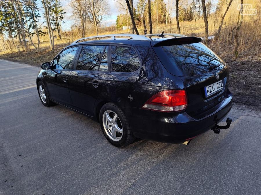 Black Volkswagen Golf 2013 in Telschi, with an engine capacity of 1.60 L and mileage of 300 thousand km for 3150 €, photo 7 on AUTOMOTO.COM.LV
