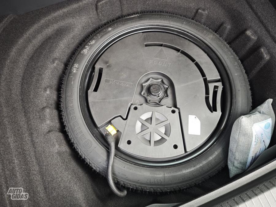 Melns Volkswagen Golf 2013 Viļņa, ar dzinēja tilpumu 2.00 L un nobraukumu 149 tūkst. km par 8950 €, foto 19 vietnē AUTOMOTO.COM.LV