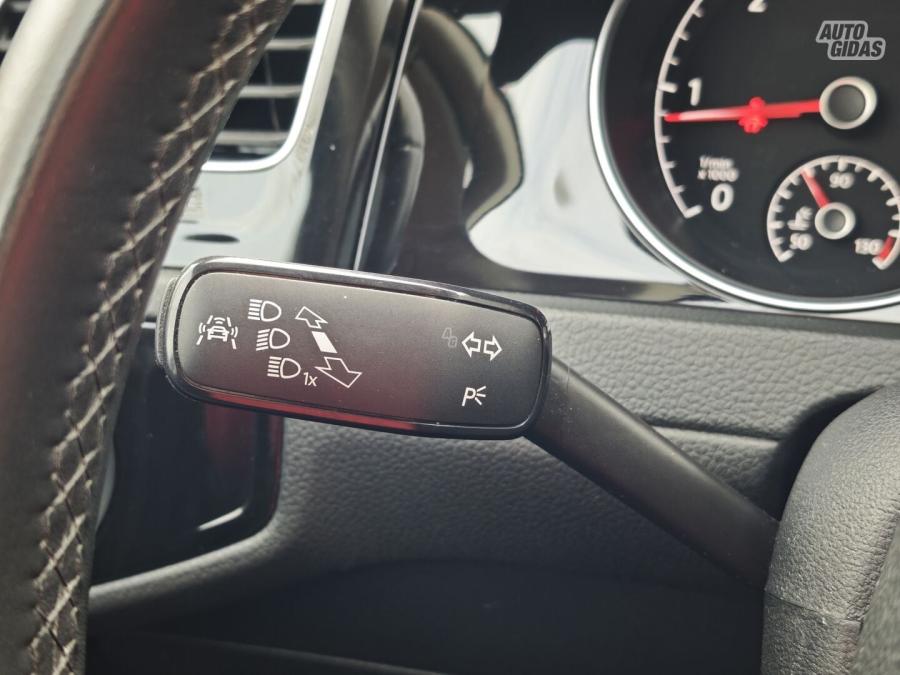 Melns Volkswagen Golf 2013 Viļņa, ar dzinēja tilpumu 2.00 L un nobraukumu 149 tūkst. km par 8950 €, foto 28 vietnē AUTOMOTO.COM.LV
