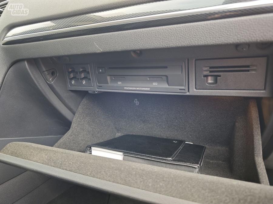 Melns Volkswagen Golf 2013 Viļņa, ar dzinēja tilpumu 2.00 L un nobraukumu 149 tūkst. km par 8950 €, foto 33 vietnē AUTOMOTO.COM.LV